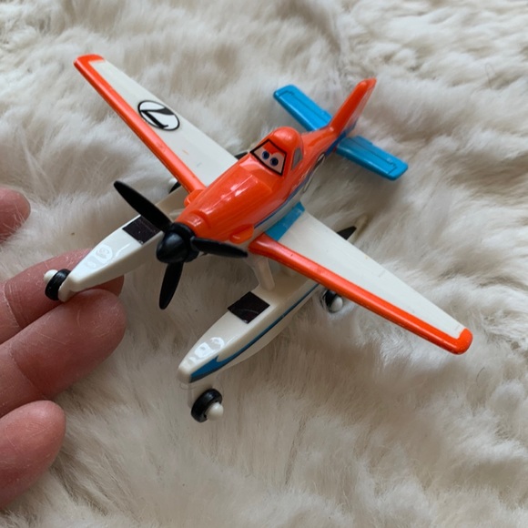 Toys | Disney Pixar Planes Fire Rescue Pontoon Dusty Crophopper Plastic ...